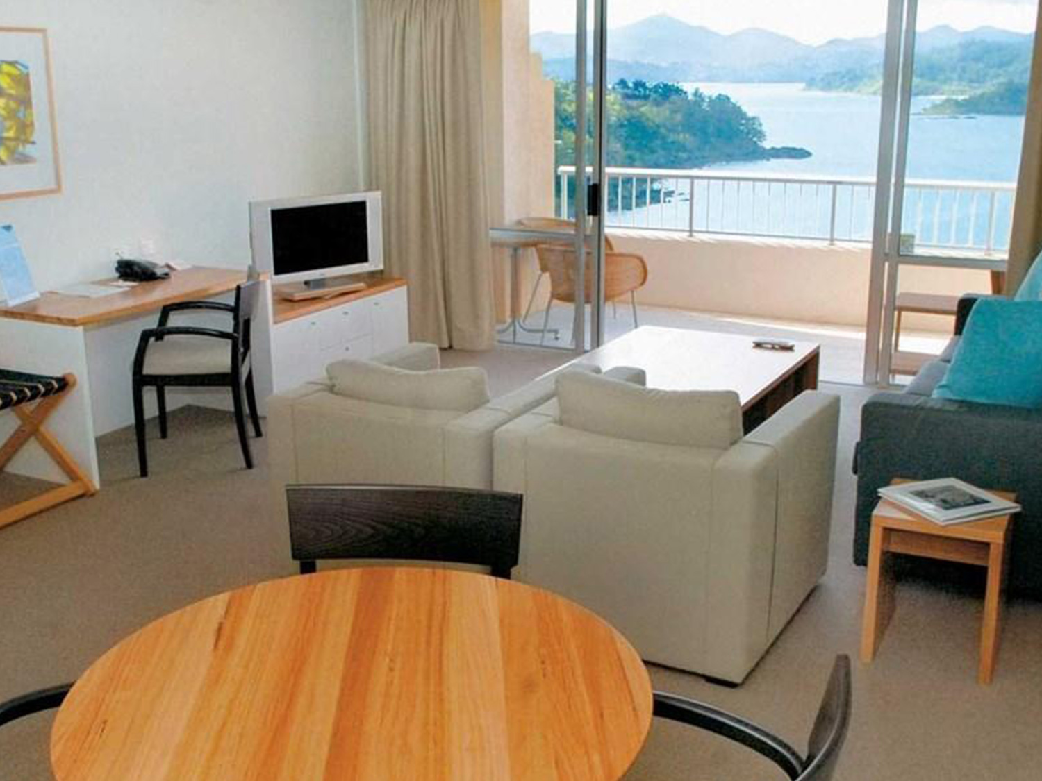 Hamilton Island - Reef View Hotel